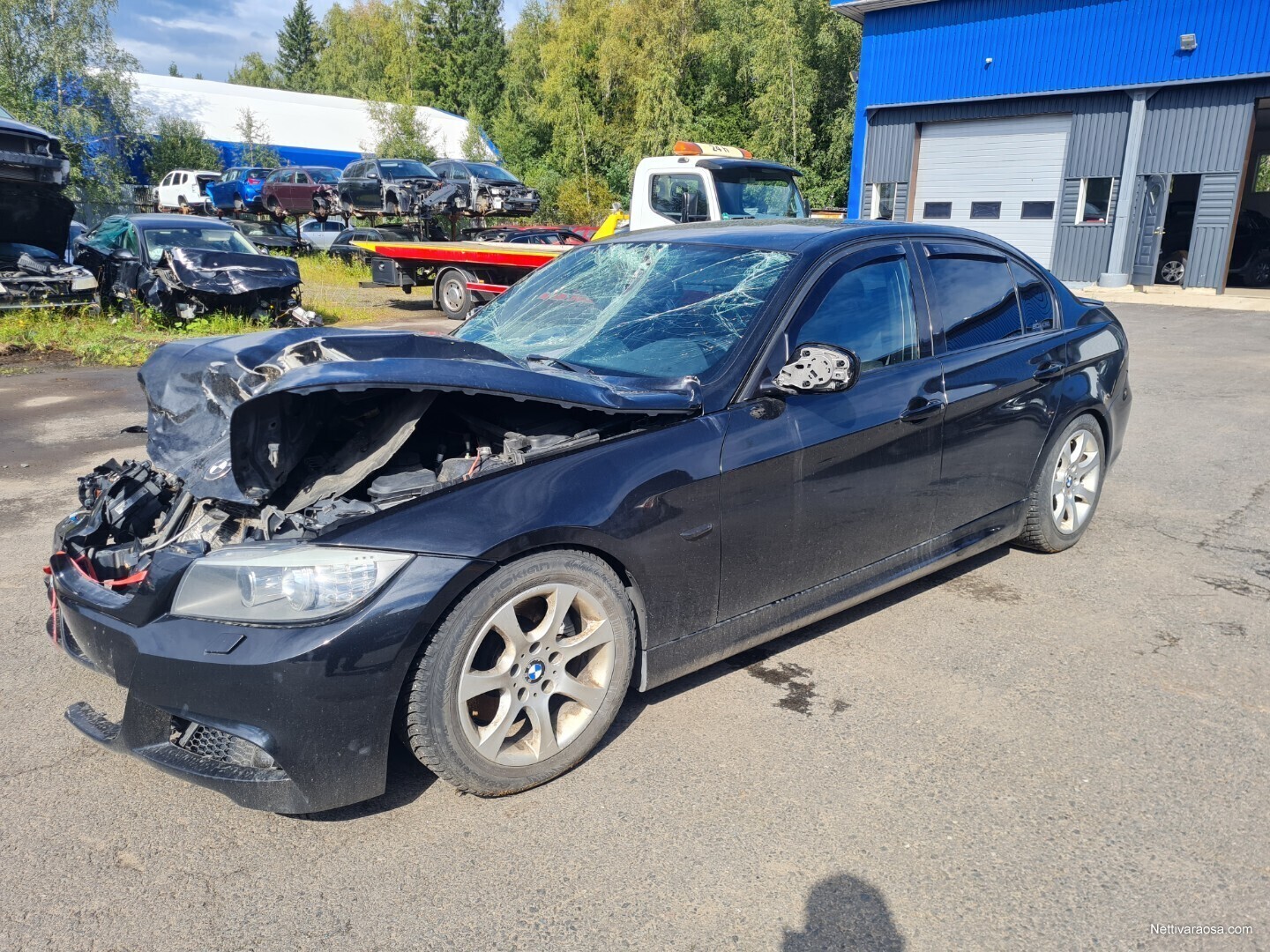 Nettivaraosa - BMW E90 2009 - 330D 180kw man - Spare- and crash cars ...