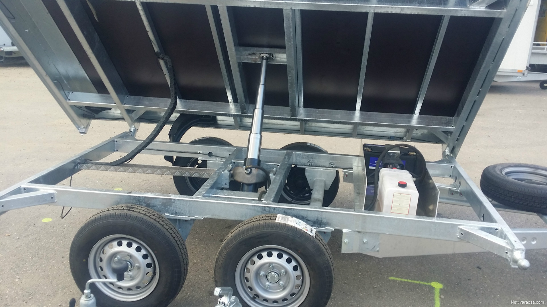 Nettivaraosa - Niewiadow 3-kippi 2700 2022 - 3-kiper - Kuljetuskalusto ...