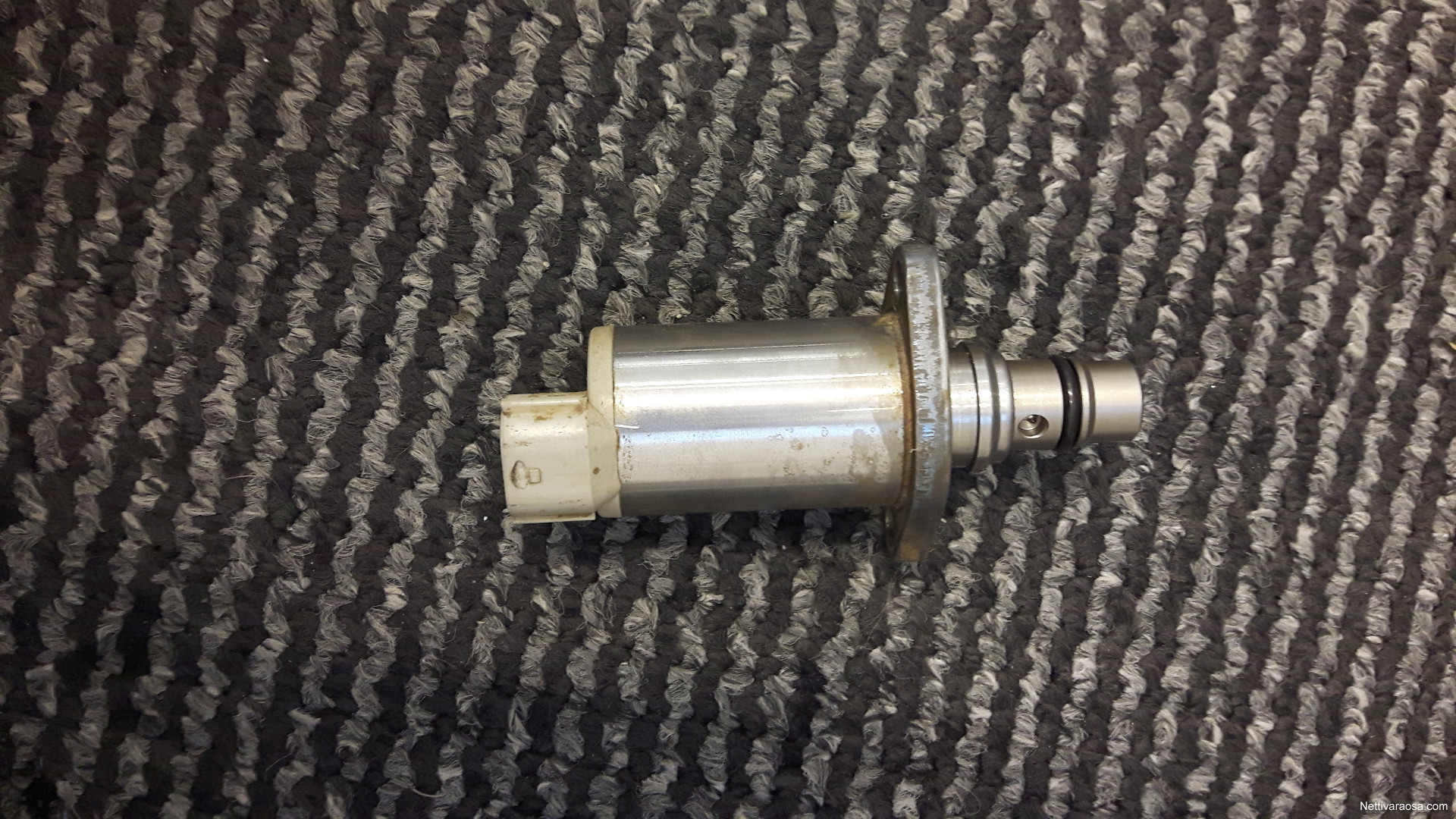 Nettivaraosa - Toyota Hilux 2011 - 0422630020 - Auton varaosat ...