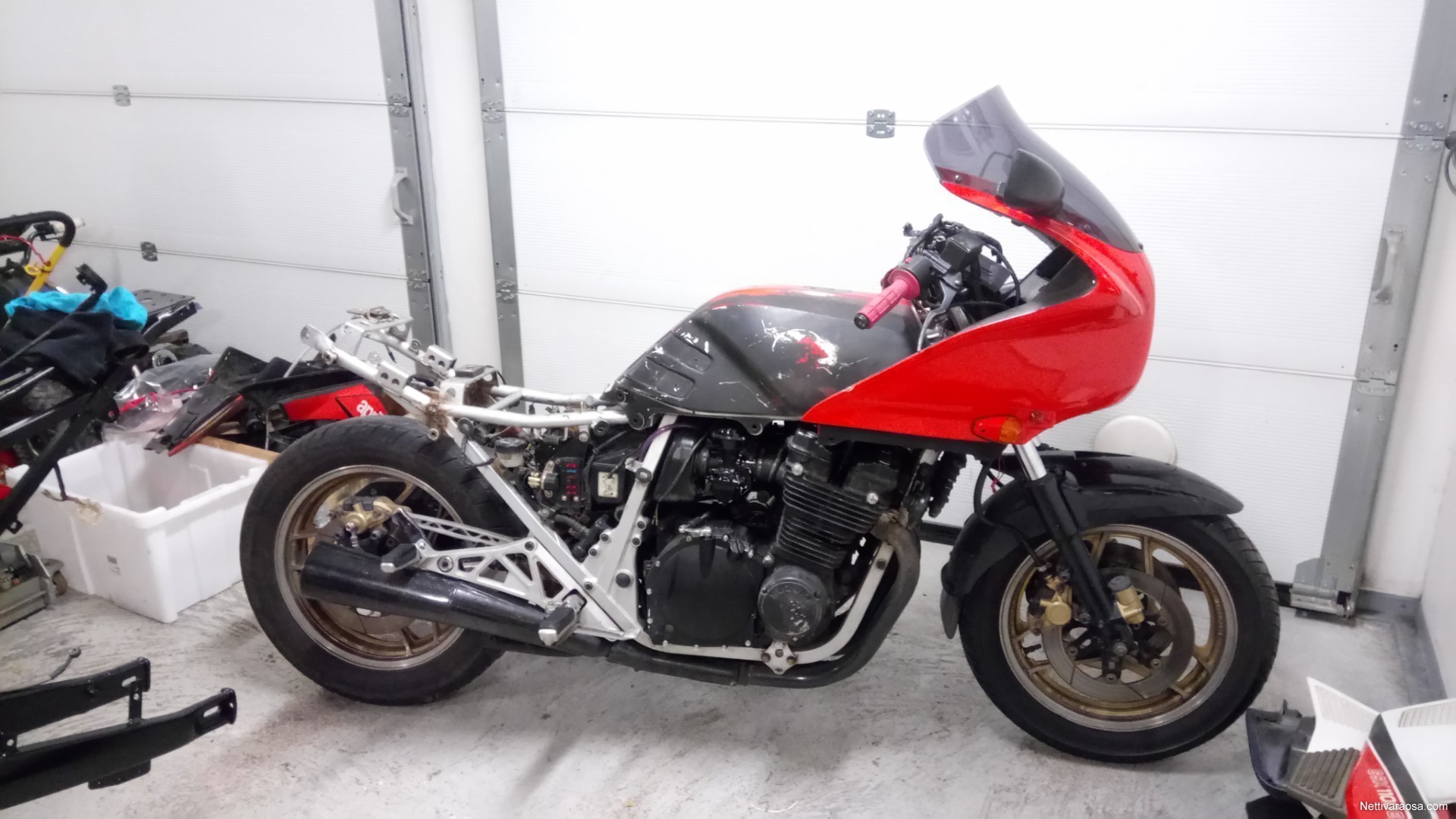 スズキ GSX1100EF バイク買取相場 査定価格表