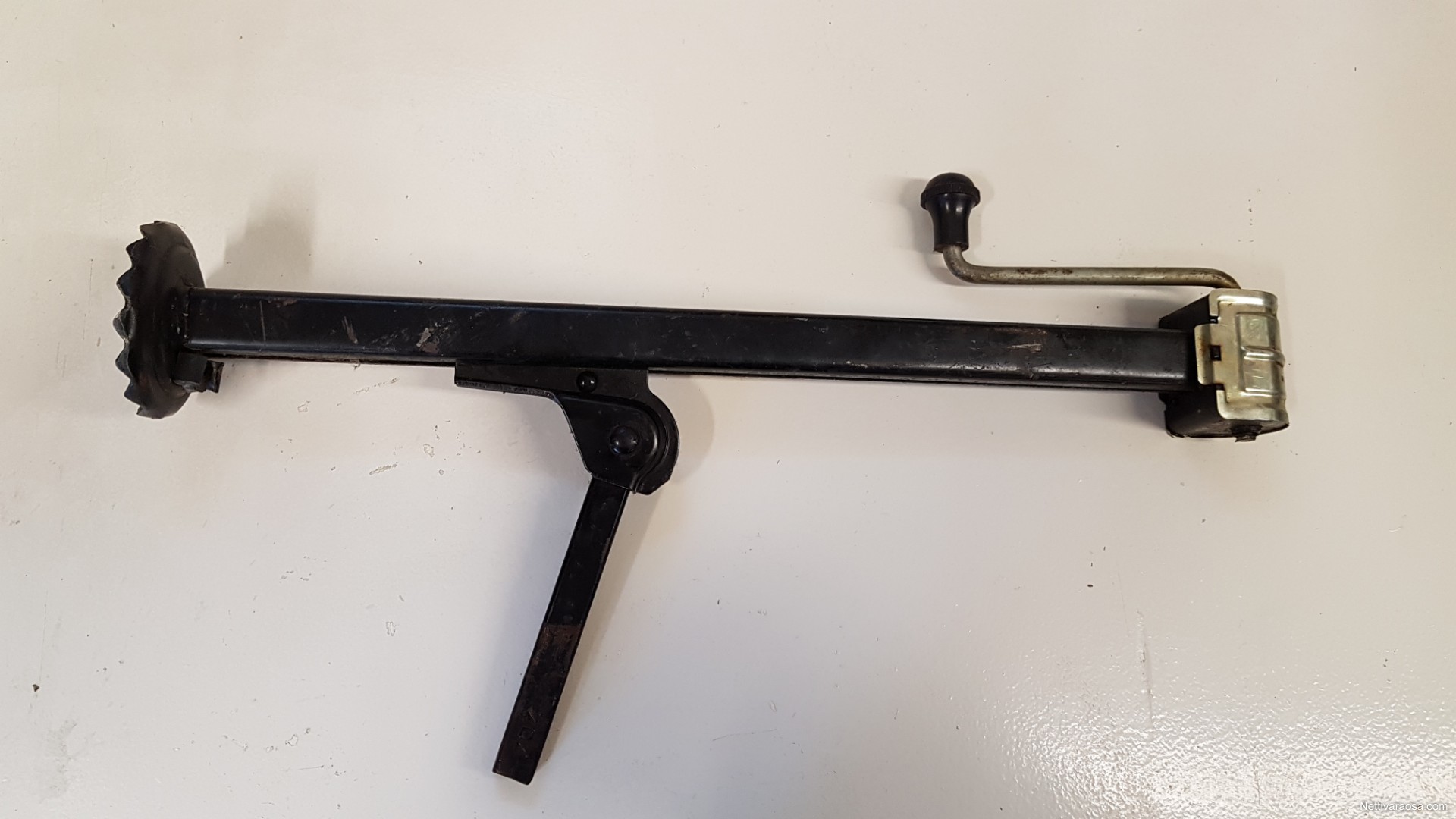 Nettivaraosa - Lada - Ladan tunkki - Auton varaosat - Nettivaraosa