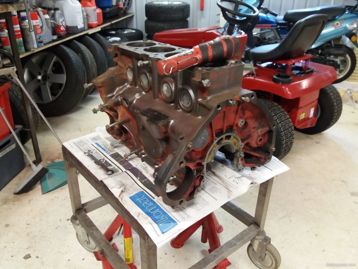 Nettivaraosa - Volvo B230F - Car spare parts - Nettivaraosa