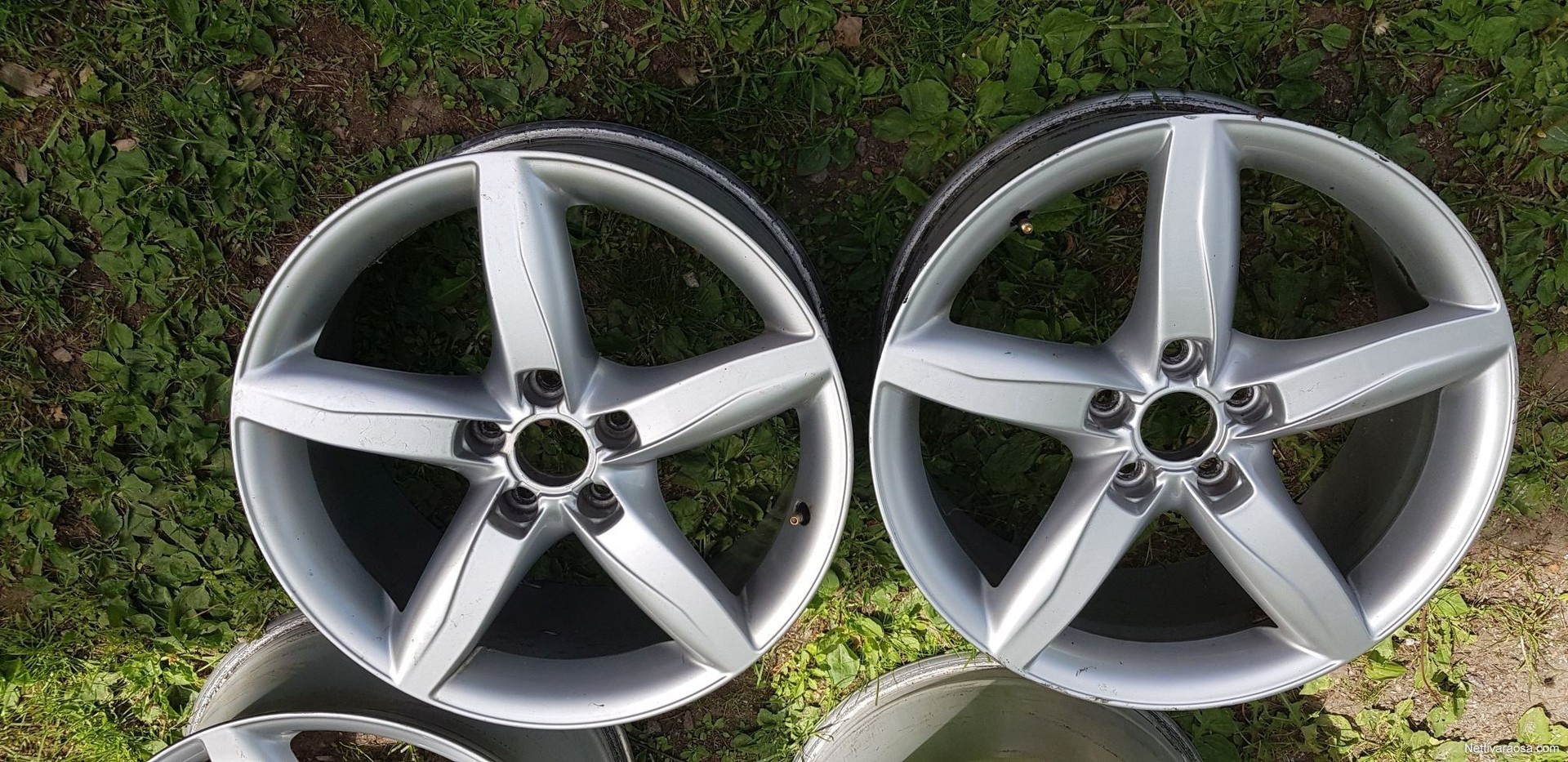 Nettivaraosa - Audi OEM 8k0601025d - Vanteet - Nettivaraosa